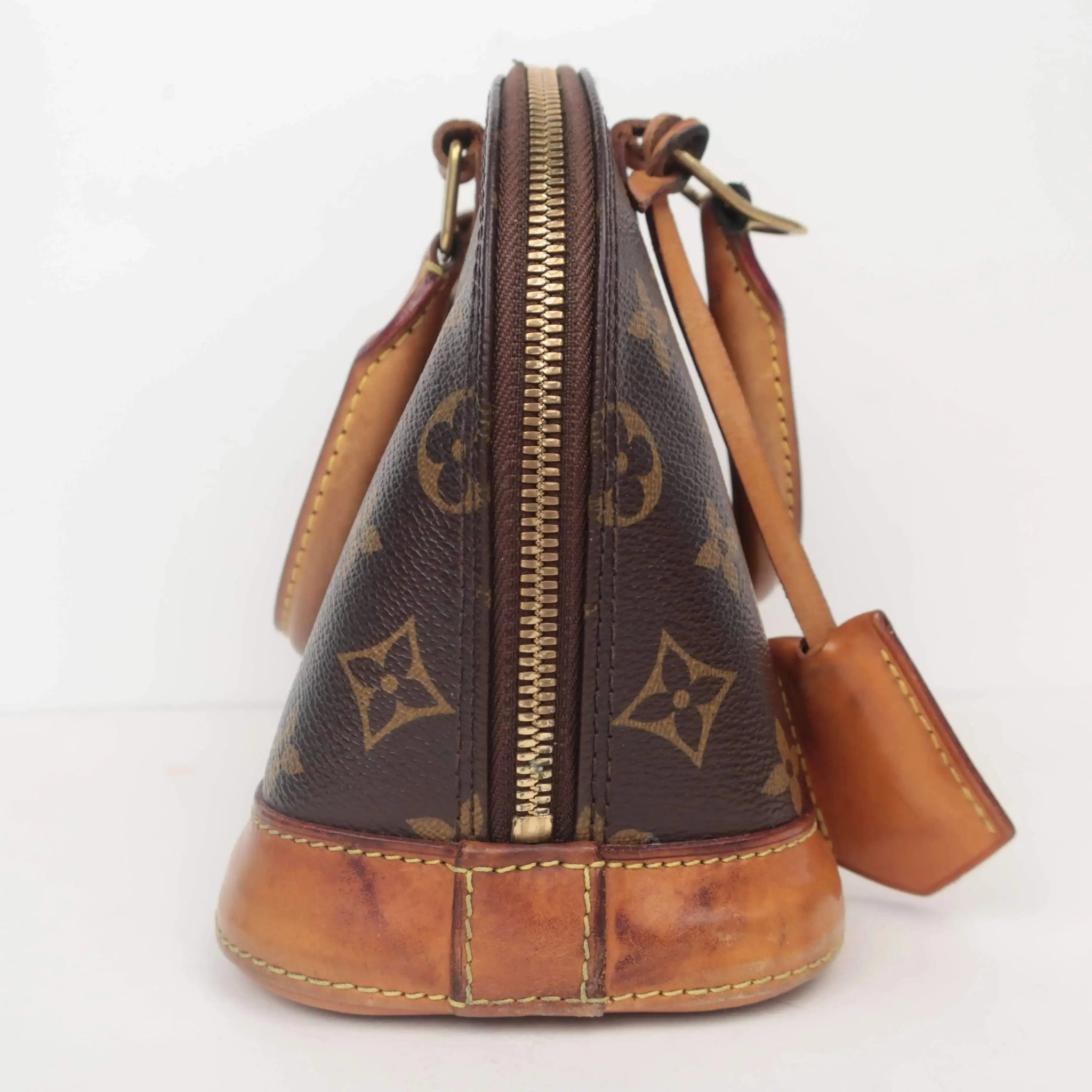 Louis Vuitton Alma BB Monogram Bag – Bagaholic