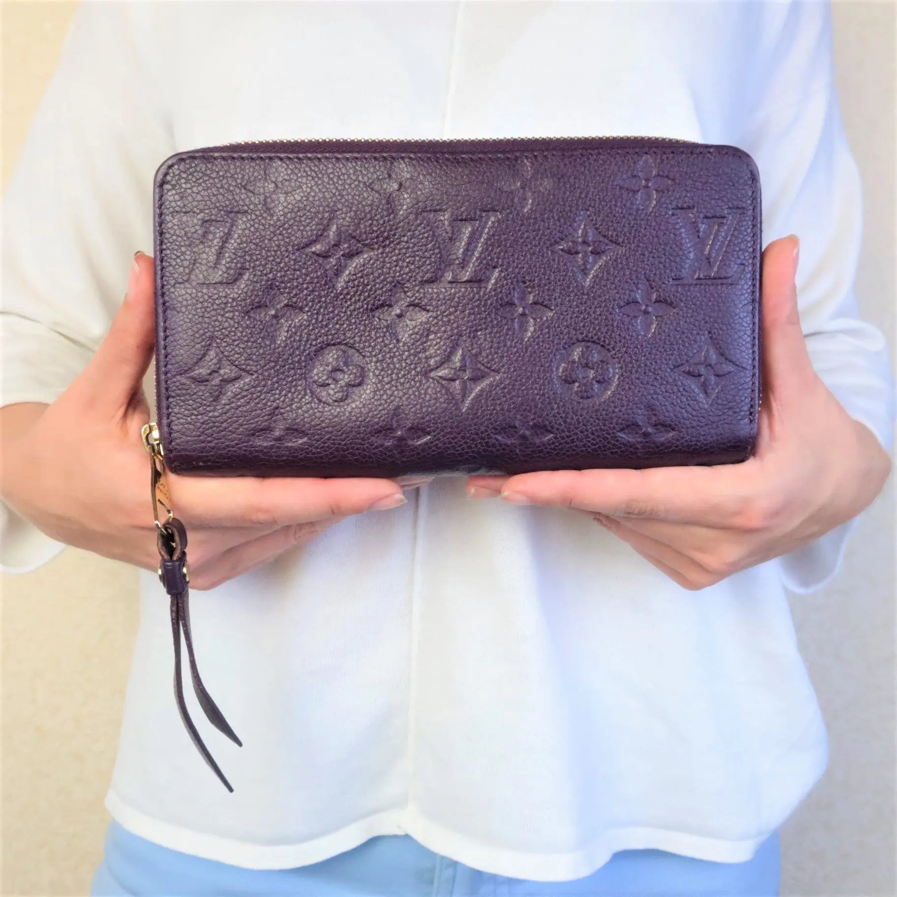 Louis Vuitton Monogram Empreinte Leather Aube/Violet Secret Wallet (72 ...