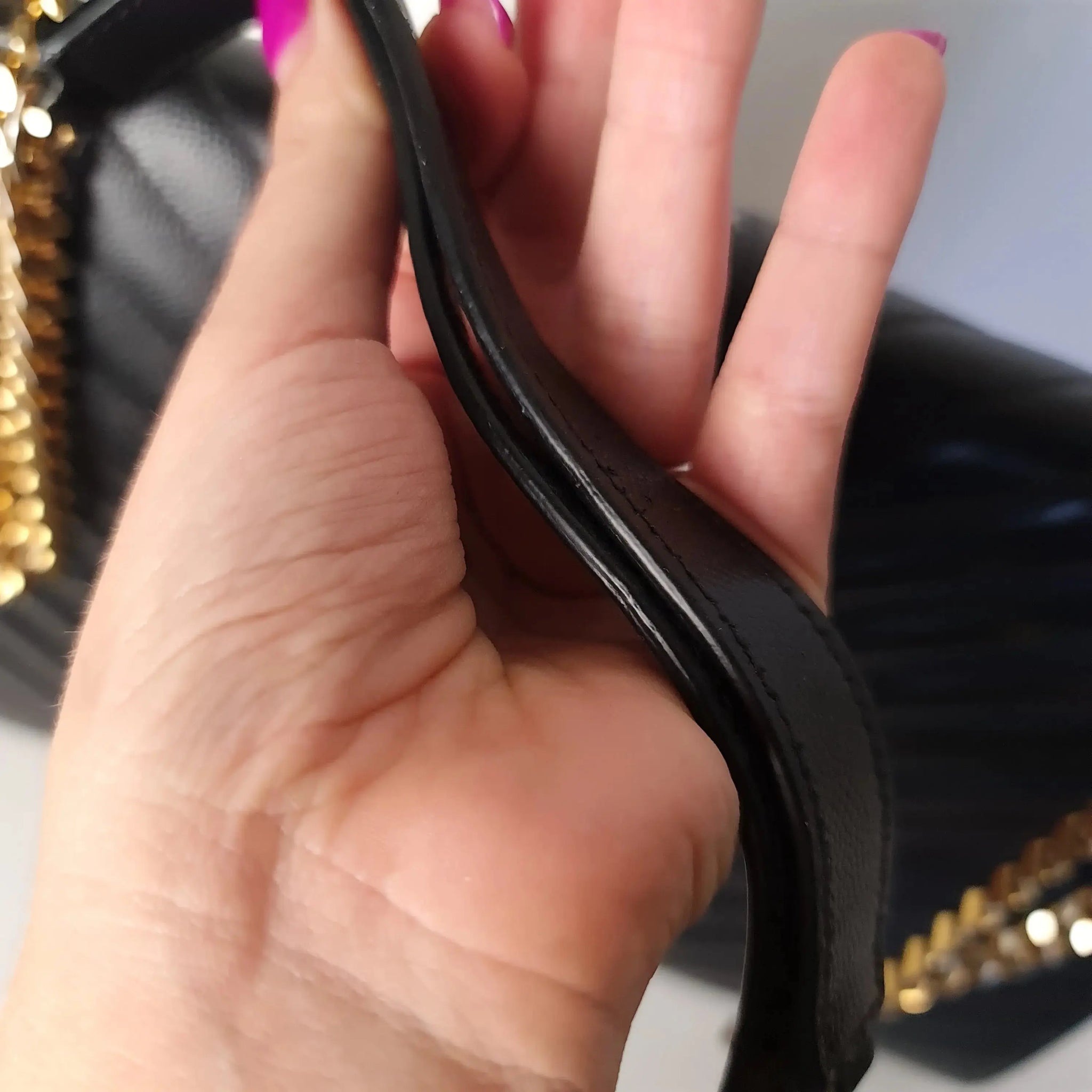 YSL Saint Laurent Black Caviar Large Envelope Bag – Bagaholic